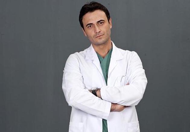 Doktorlar dizisinin yıldızı Kutsi hakkındaki gerçekle olay oldu